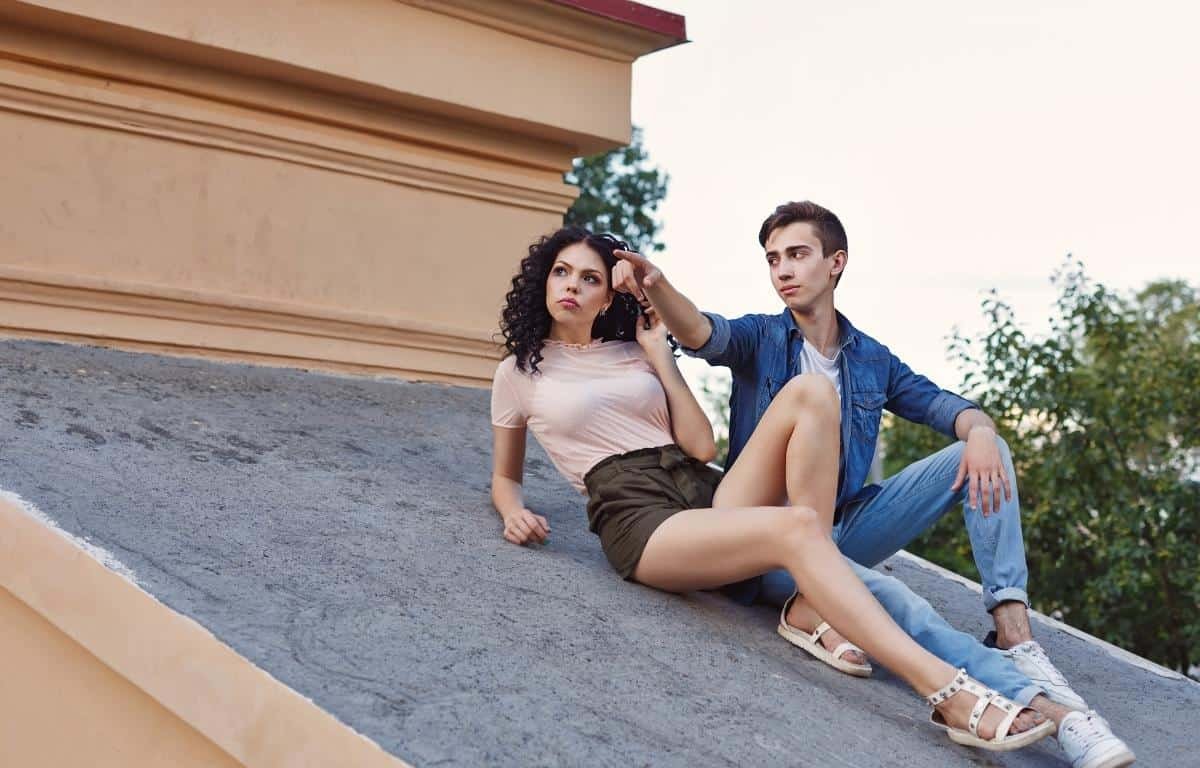 39 Cheap Date Ideas (Make Your Significant Other Swoon!)